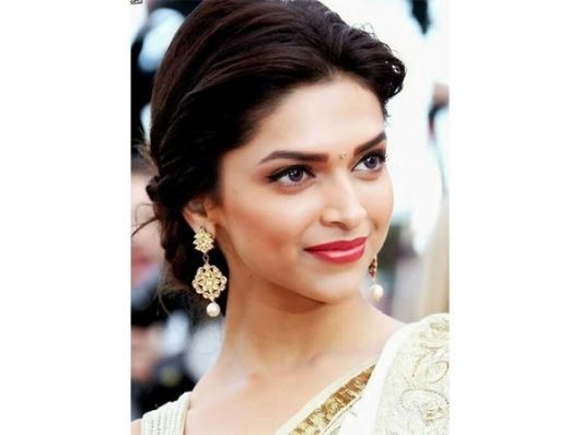 20 Best Lipstick Shades Of Deepika Padukone