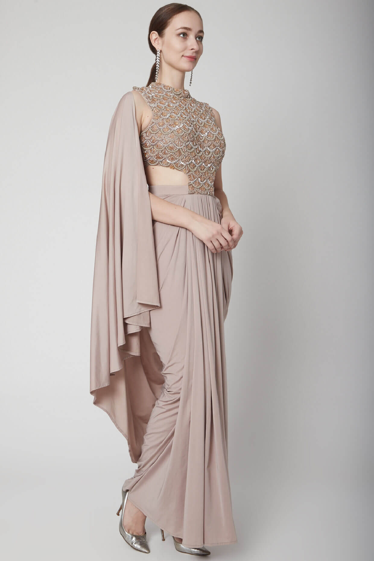 10 Drape Sarees You Ought to Have for Comfort this Festive Season!