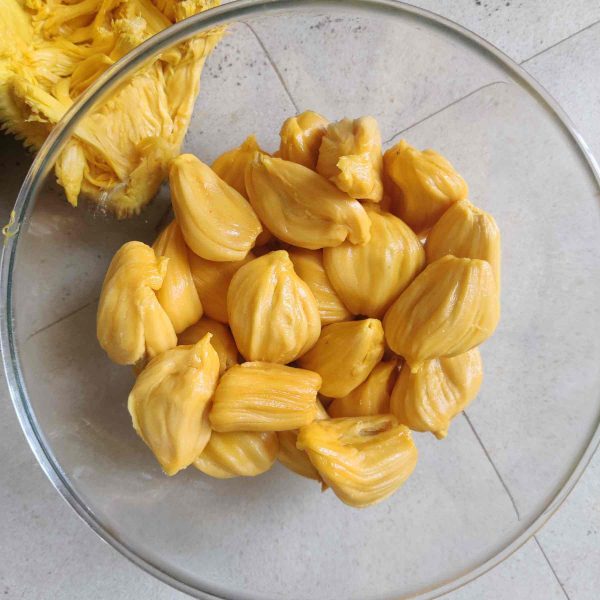 Traditional Goan Dhondas - Overripe Jackfruit Cake Recipe